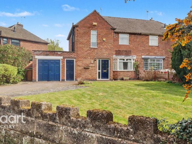 3 bedroom semi detached house for sale