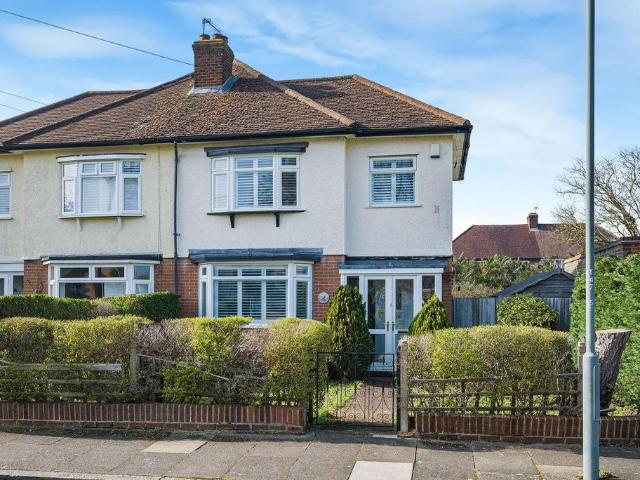 3 bedroom semi detached house for sale