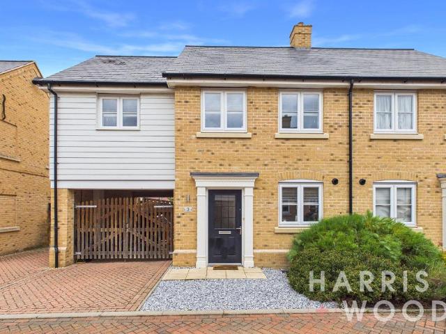 3 bedroom semi detached house for sale