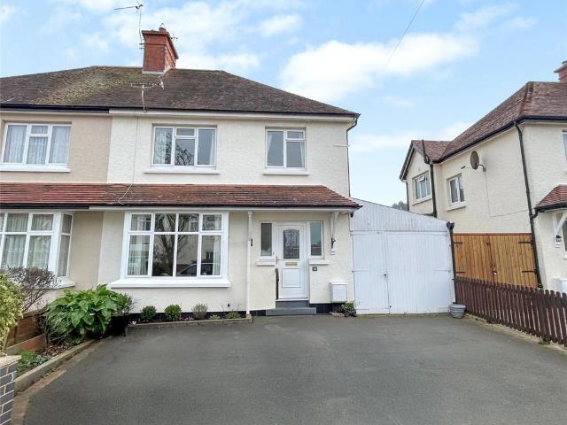 3 bedroom semi detached house for sale