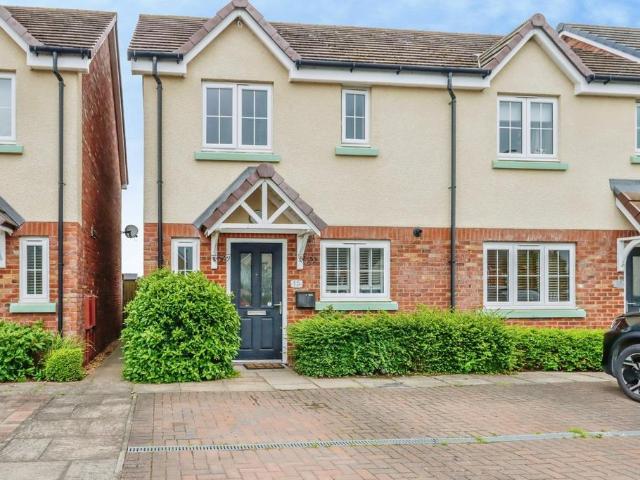 3 bedroom semi detached house for sale