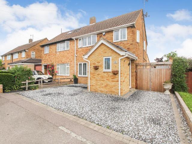 3 bedroom semi detached house for sale