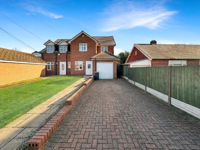 3 bedroom semi detached house for sale