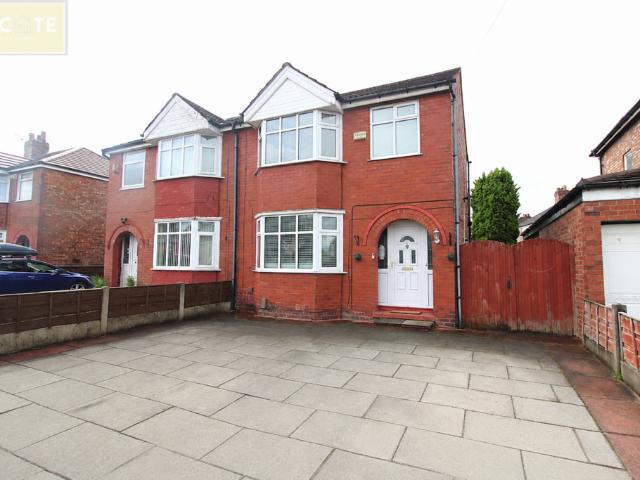 3 bedroom semi detached house for sale