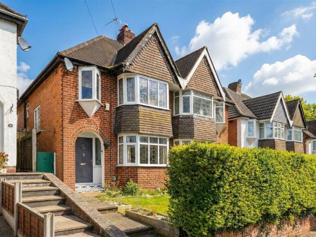 3 bedroom semi detached house for sale