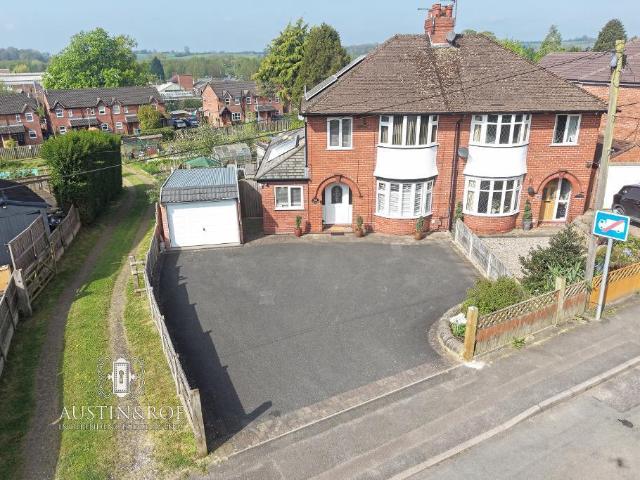 3 bedroom semi detached house for sale