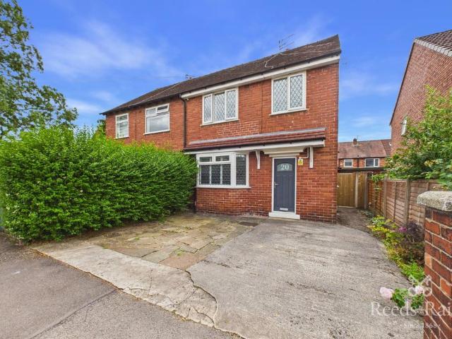 3 bedroom semi detached house for sale