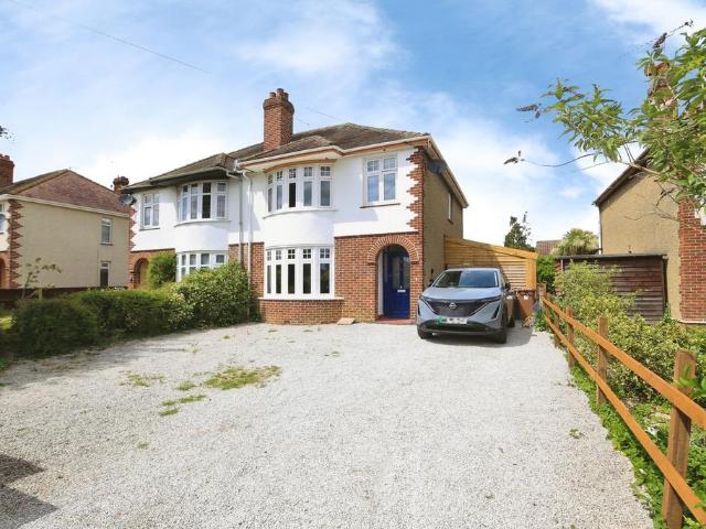 3 bedroom semi detached house for sale