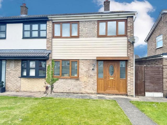 3 bedroom semi detached house for sale