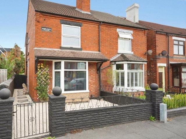 3 bedroom semi detached house for sale