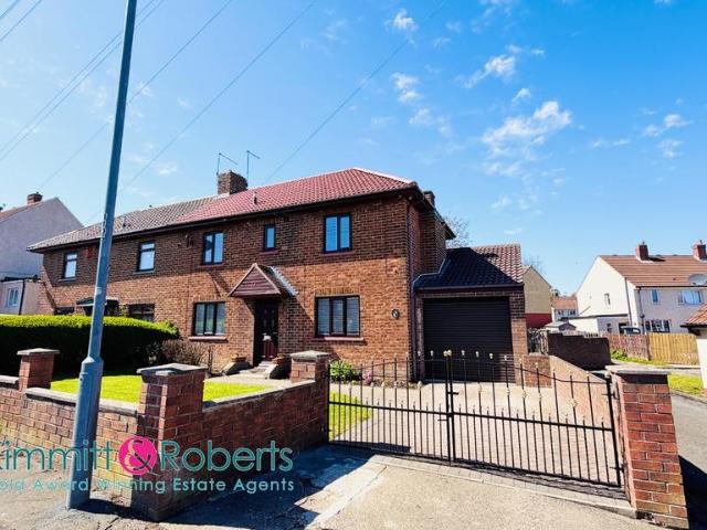 3 bedroom semi detached house for sale