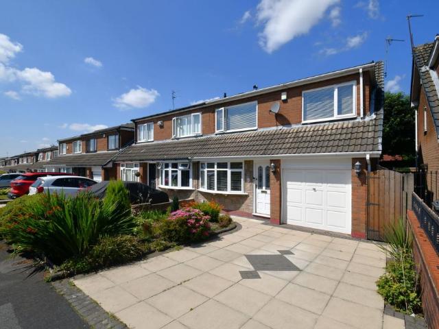 3 bedroom semi detached house for sale