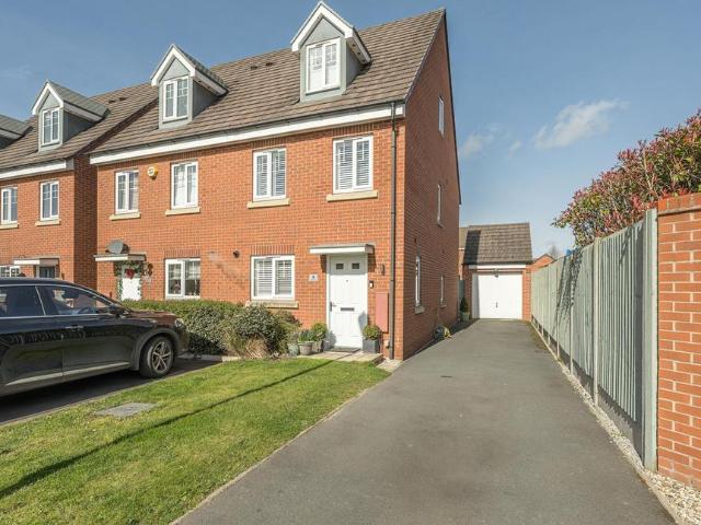 3 bedroom semi detached house for sale
