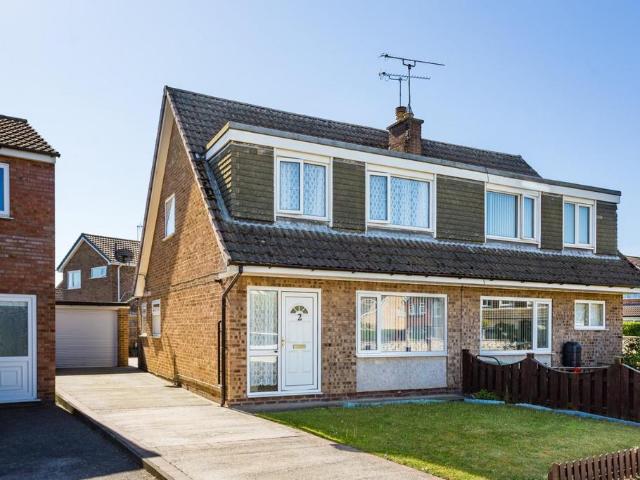 3 bedroom semi detached house for sale