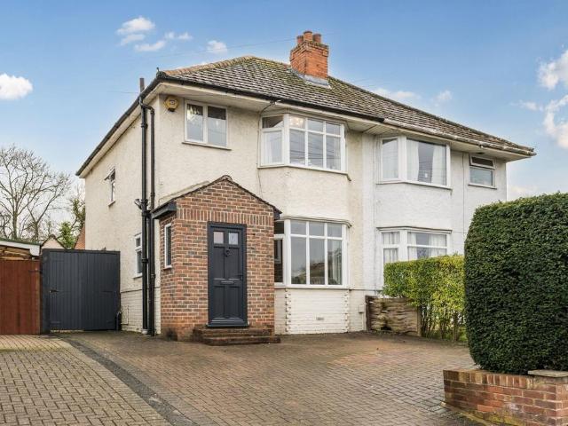 3 bedroom semi detached house for sale