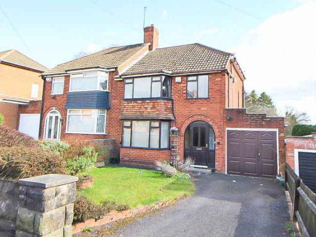 3 bedroom semi detached house for sale