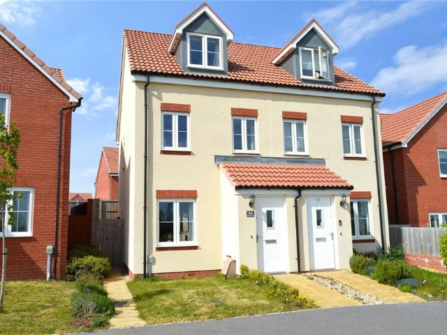 3 bedroom semi detached house for sale