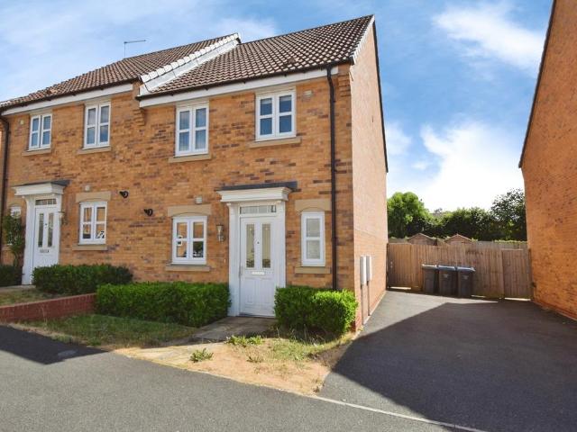 3 bedroom semi detached house for sale