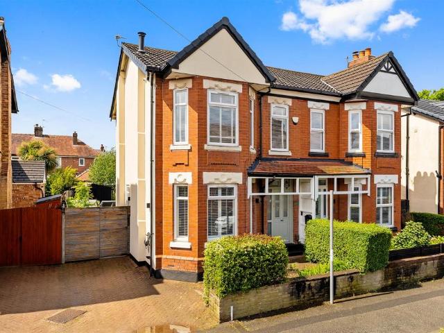 3 bedroom semi detached house for sale