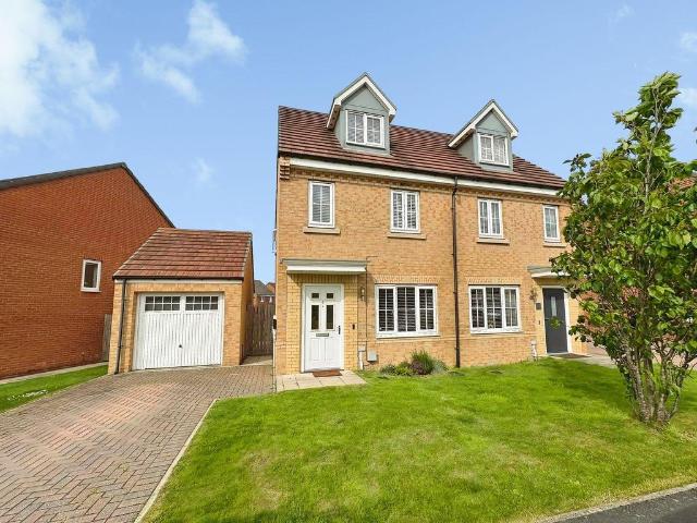 3 bedroom semi detached house for sale