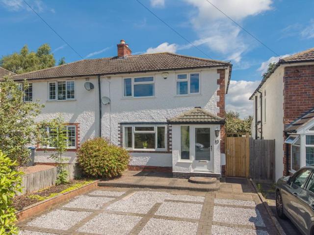 3 bedroom semi detached house for sale