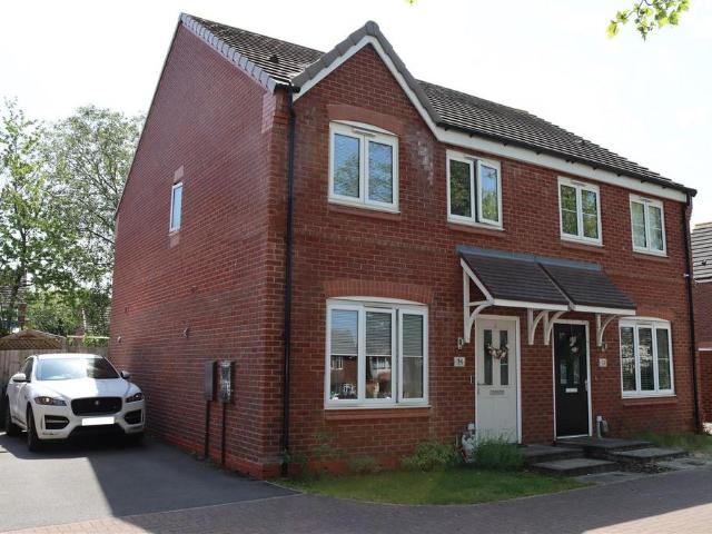 3 bedroom semi detached house for sale