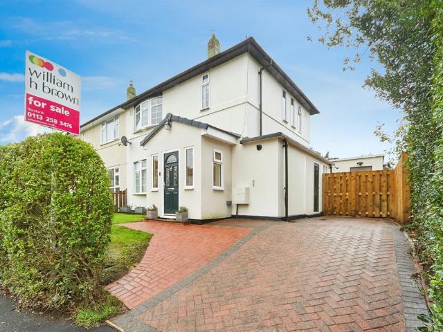 3 bedroom semi detached house for sale