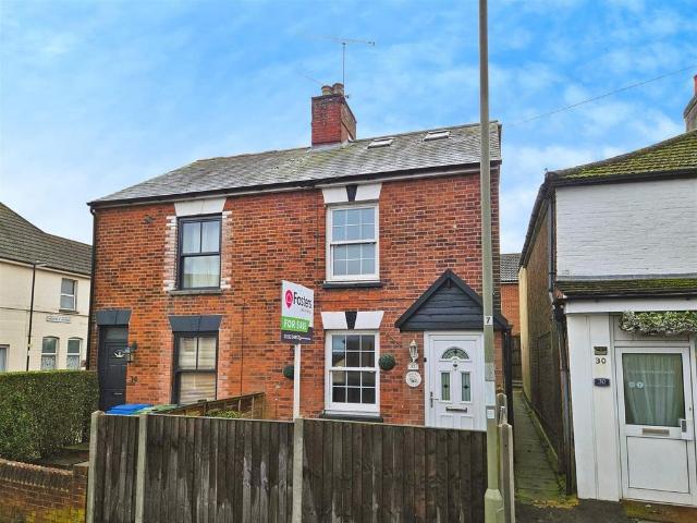 3 bedroom semi detached house for sale