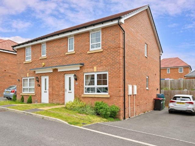 3 bedroom semi detached house for sale
