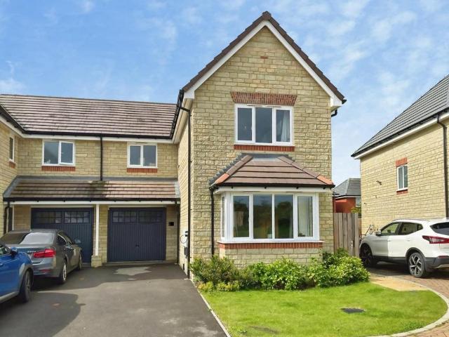 3 bedroom semi detached house for sale
