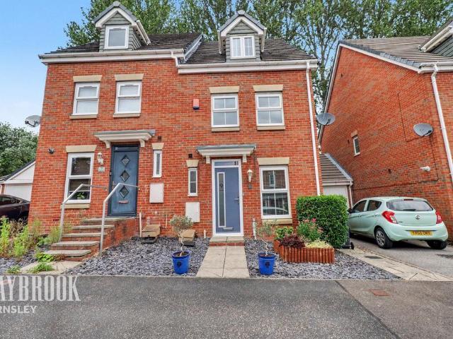 3 bedroom semi detached house for sale
