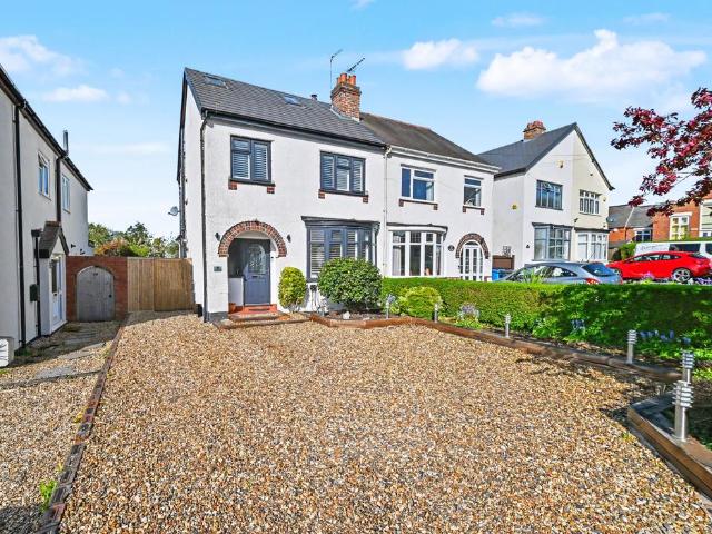 3 bedroom semi detached house for sale