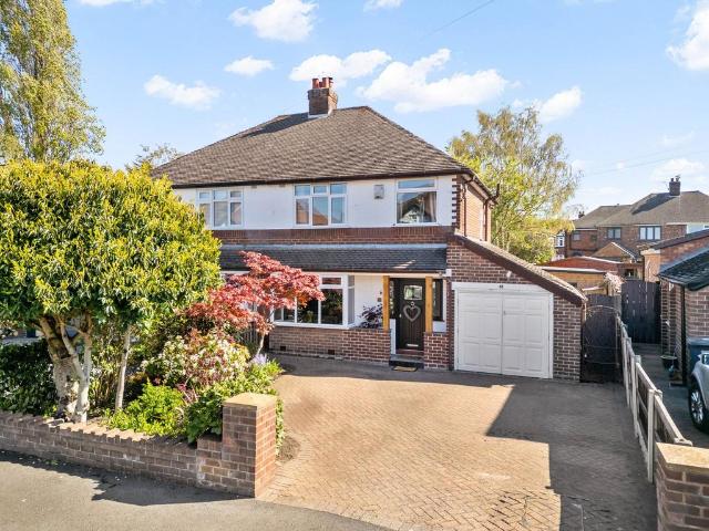 3 bedroom semi detached house for sale