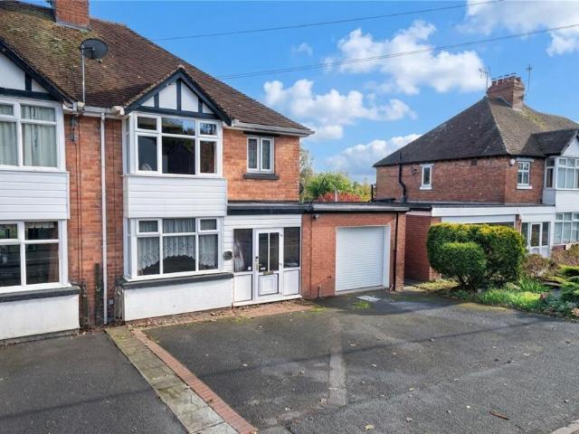 3 bedroom semi detached house for sale