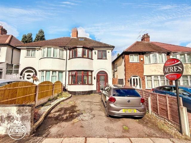 3 bedroom semi detached house for sale