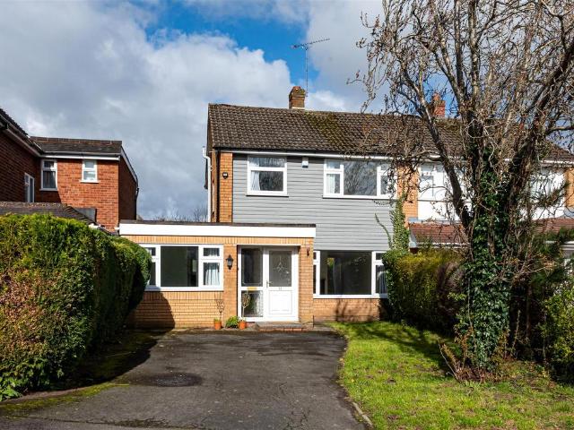 3 bedroom semi detached house for sale