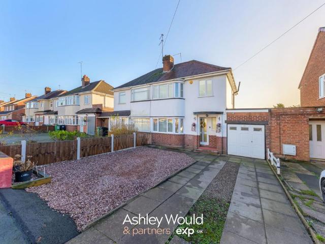 3 bedroom semi detached house for sale