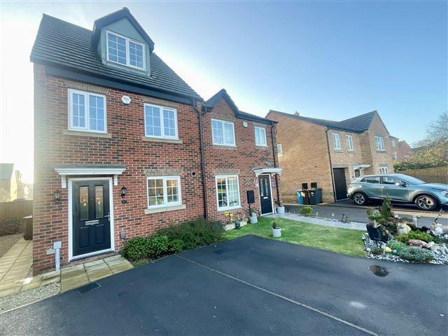 3 bedroom semi detached house for sale