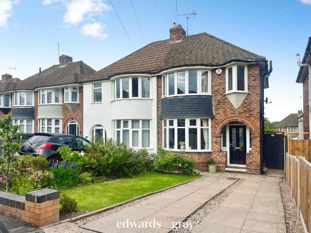 3 bedroom semi detached house for sale