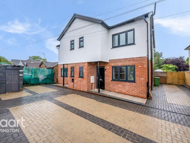 4 bedroom semi detached house for sale
