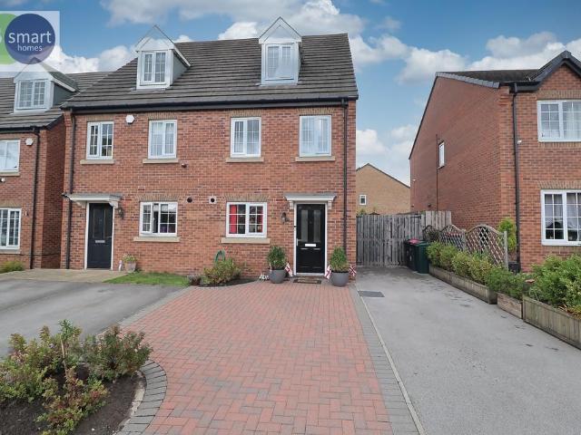 3 bedroom semi detached house for sale