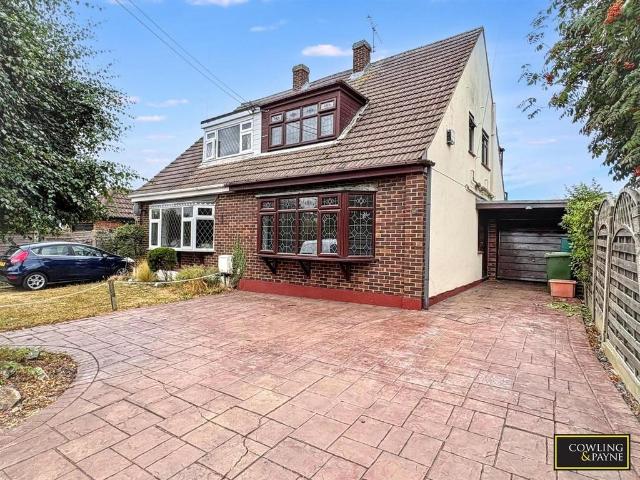 3 bedroom semi detached house for sale