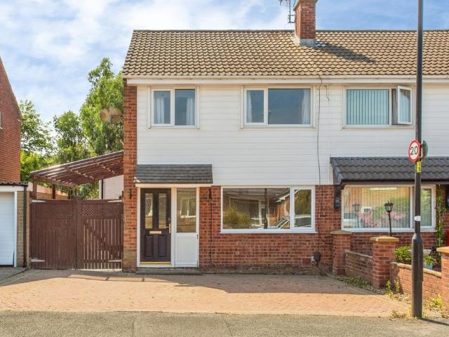 3 bedroom semi detached house for sale