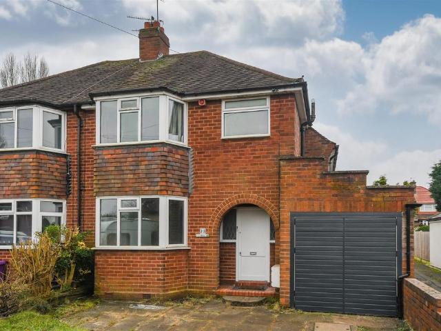 3 bedroom semi detached house for sale