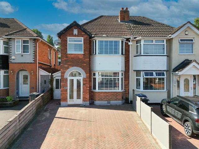 3 bedroom semi detached house for sale