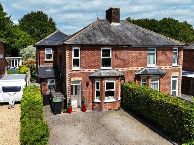 3 bedroom semi detached house for sale