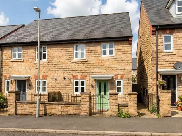 3 bedroom semi detached house for sale
