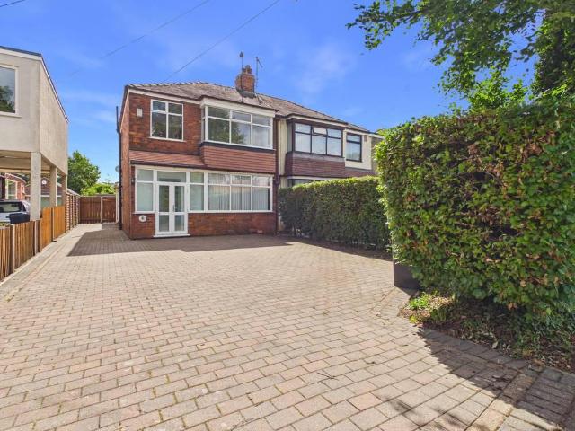 3 bedroom semi detached house for sale