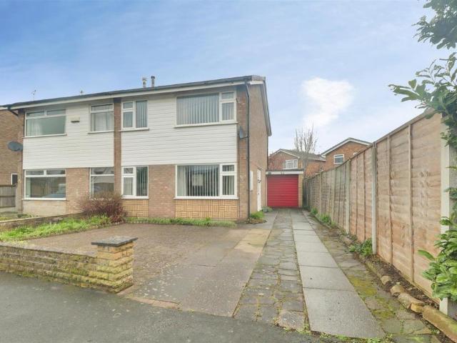 3 bedroom semi detached house for sale