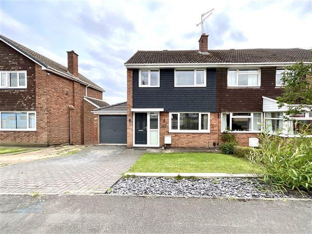 3 bedroom semi detached house for sale